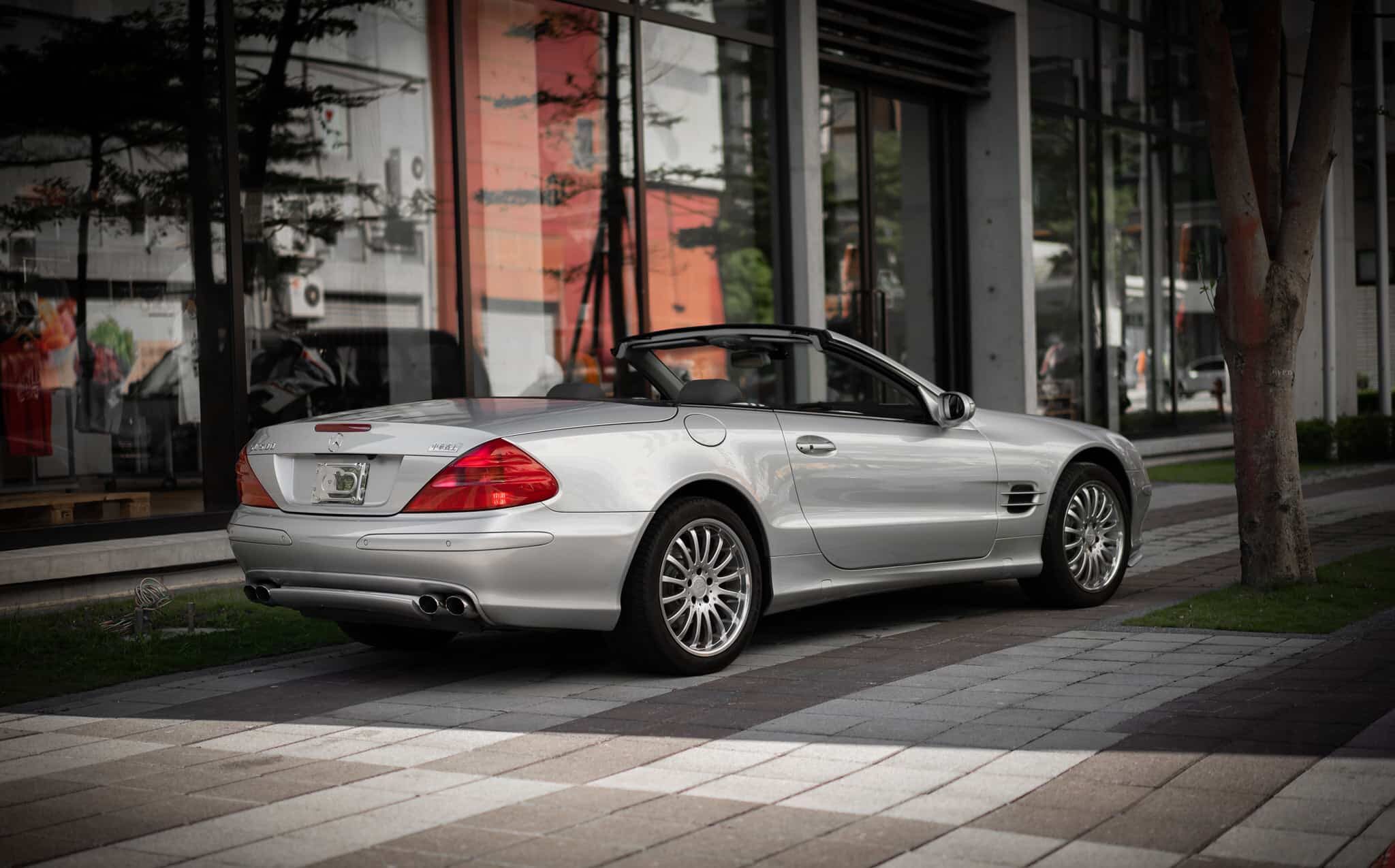 Mercedes-Benz SL500 - Motor89