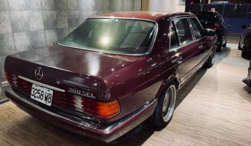 Mercedes-Benz 300SEL - Motor89