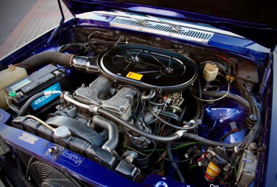 Mercedes-Benz 280S - Motor89