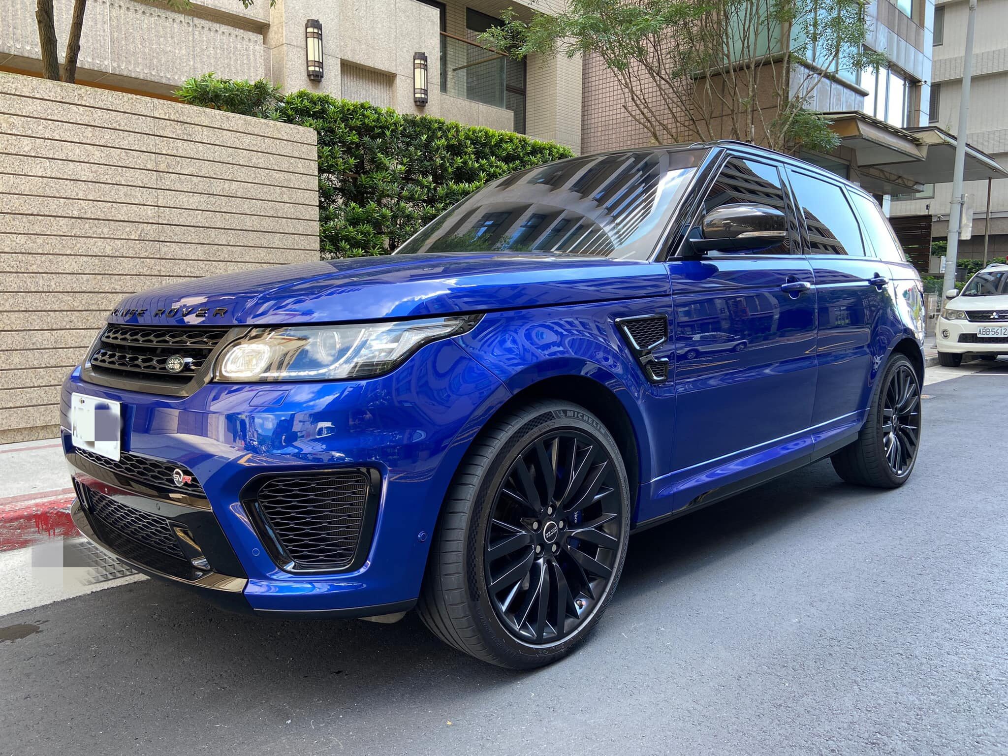 Land Rover Range Rover Sport Svr Motor89