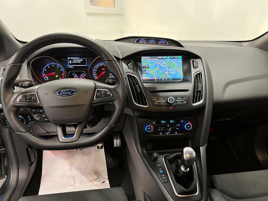 Ford Focus RS - Motor89
