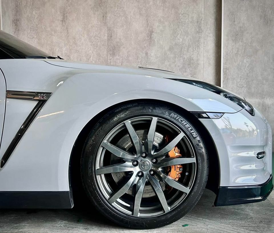 Nissan GT-R (R35) - Motor89